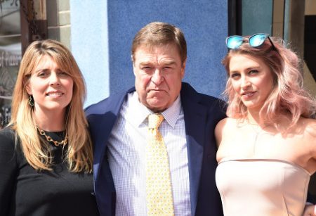 Untold Story of Anna Beth Goodman - Wife of John Goodman | Net Worth, Wiki