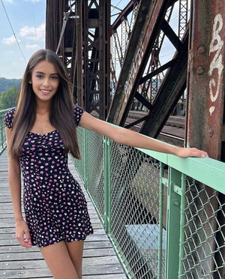 Vanessa Alessia Wiki, Biography, Age, Height, Net Worth, Family, Relationships, Career, Social Media