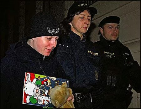 Story of Barbora Skrlova: 33-Year-Old Woman Who Posed as a 13-Year-Old ...