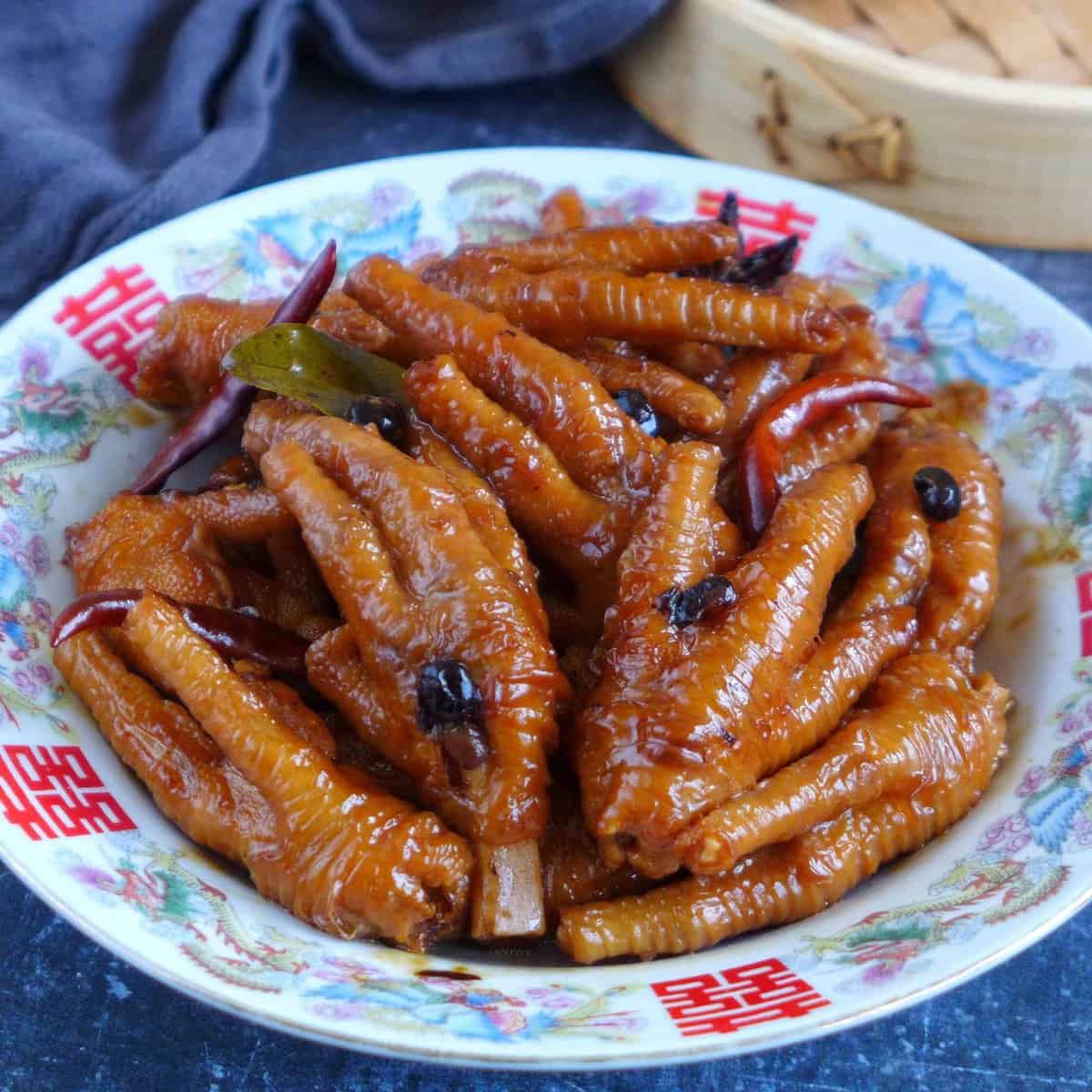 53 Bizarre Foods From Around the World That People Actually Eat